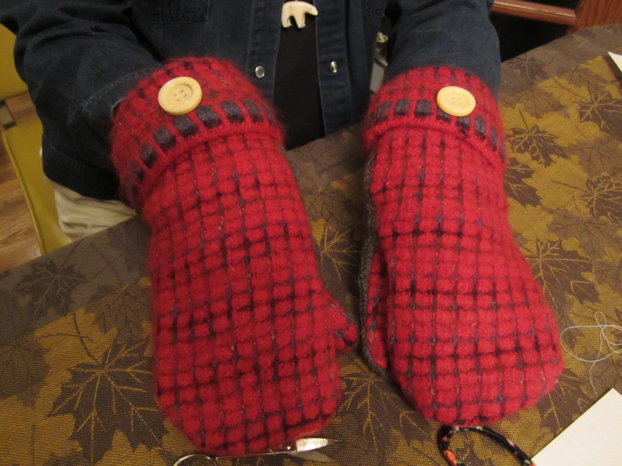 The DIY Sweater Mitten Making Mansion and Tutorial: A Blast From the ...