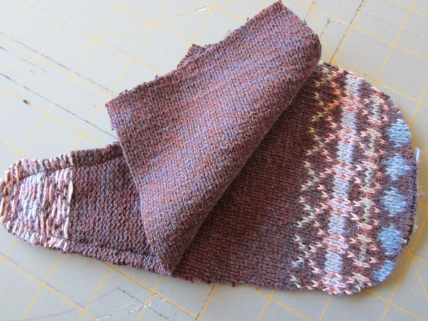 Sweater Mitten Tutorial | The Renegade Seamstress
