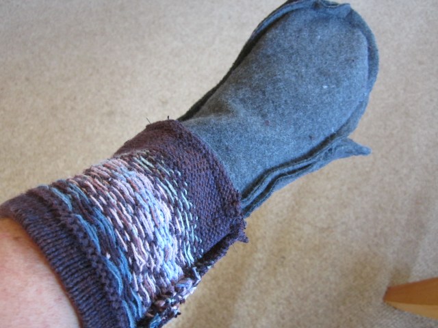 Sweater Mitten Tutorial | The Renegade Seamstress