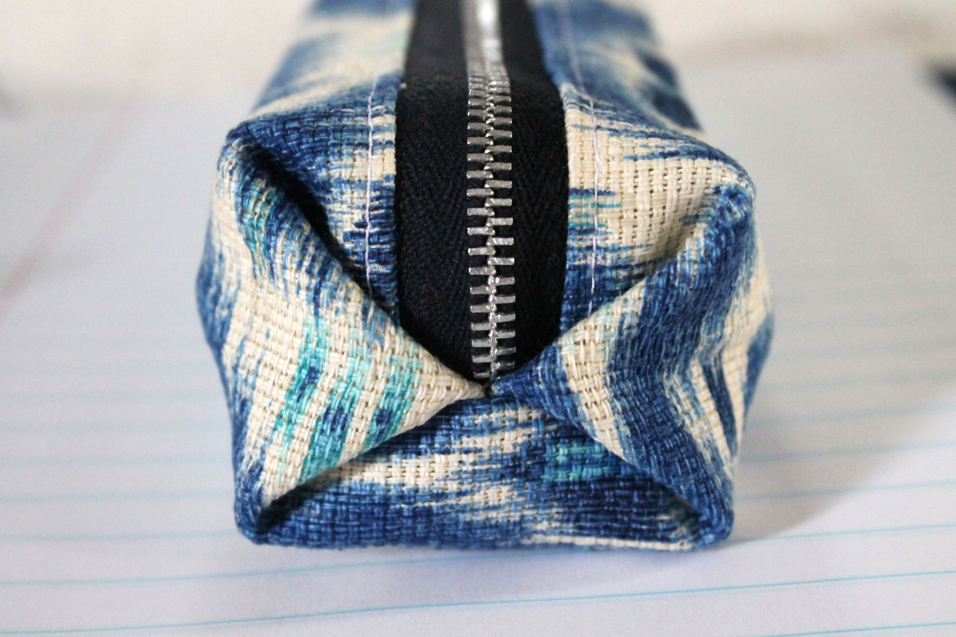 DIY: Back to School Pencil Pouch and a Giveaway | The Renegade Seamstress