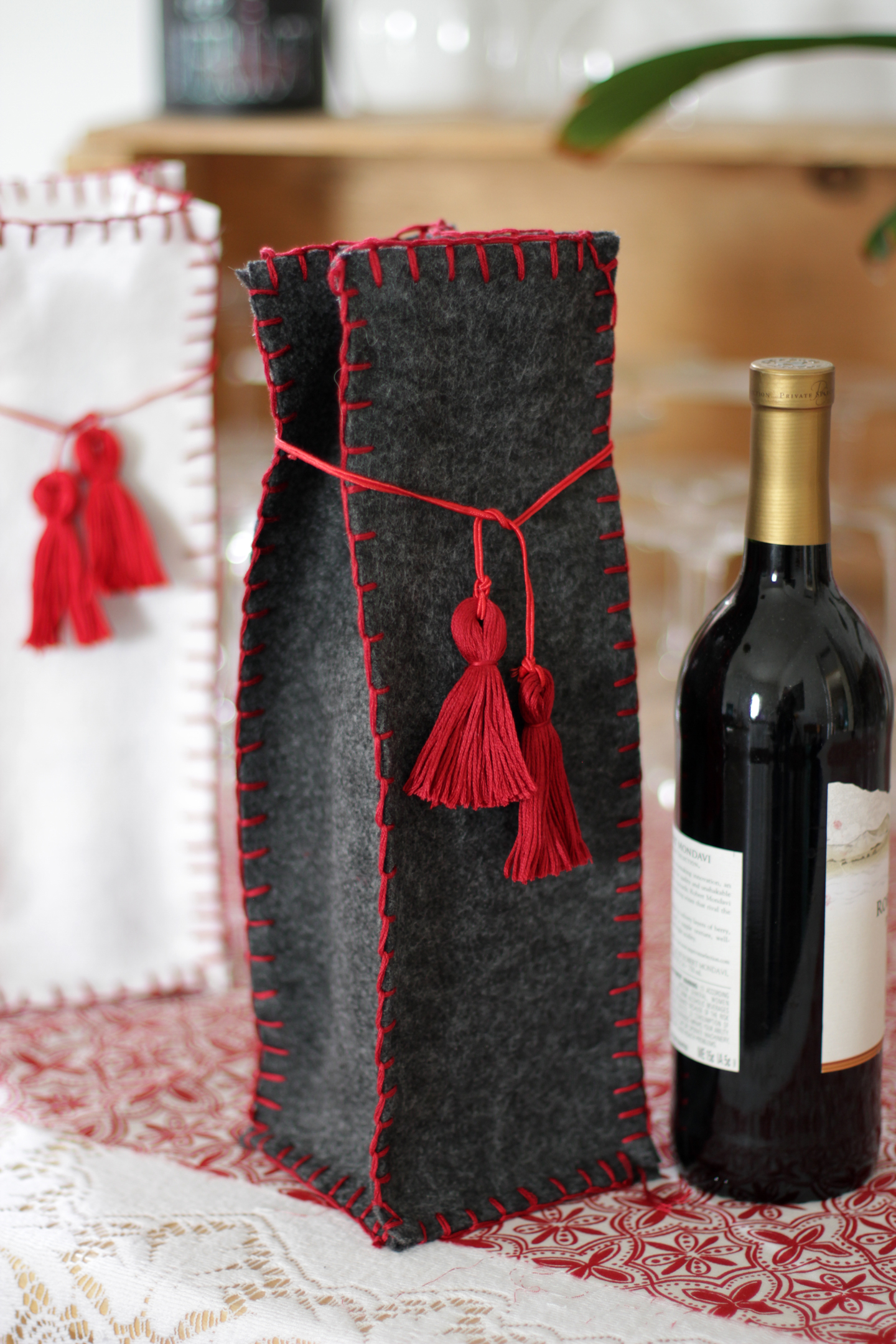 Felt Gift Bag: A New One Minute Video and a Giveaway | The Renegade ...