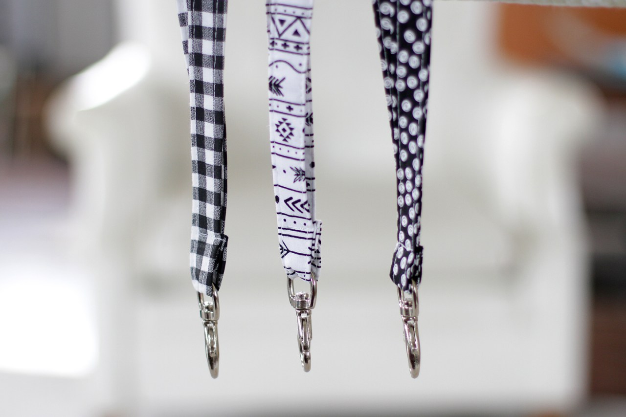 DIY: How to Make a Lanyard | The Renegade Seamstress